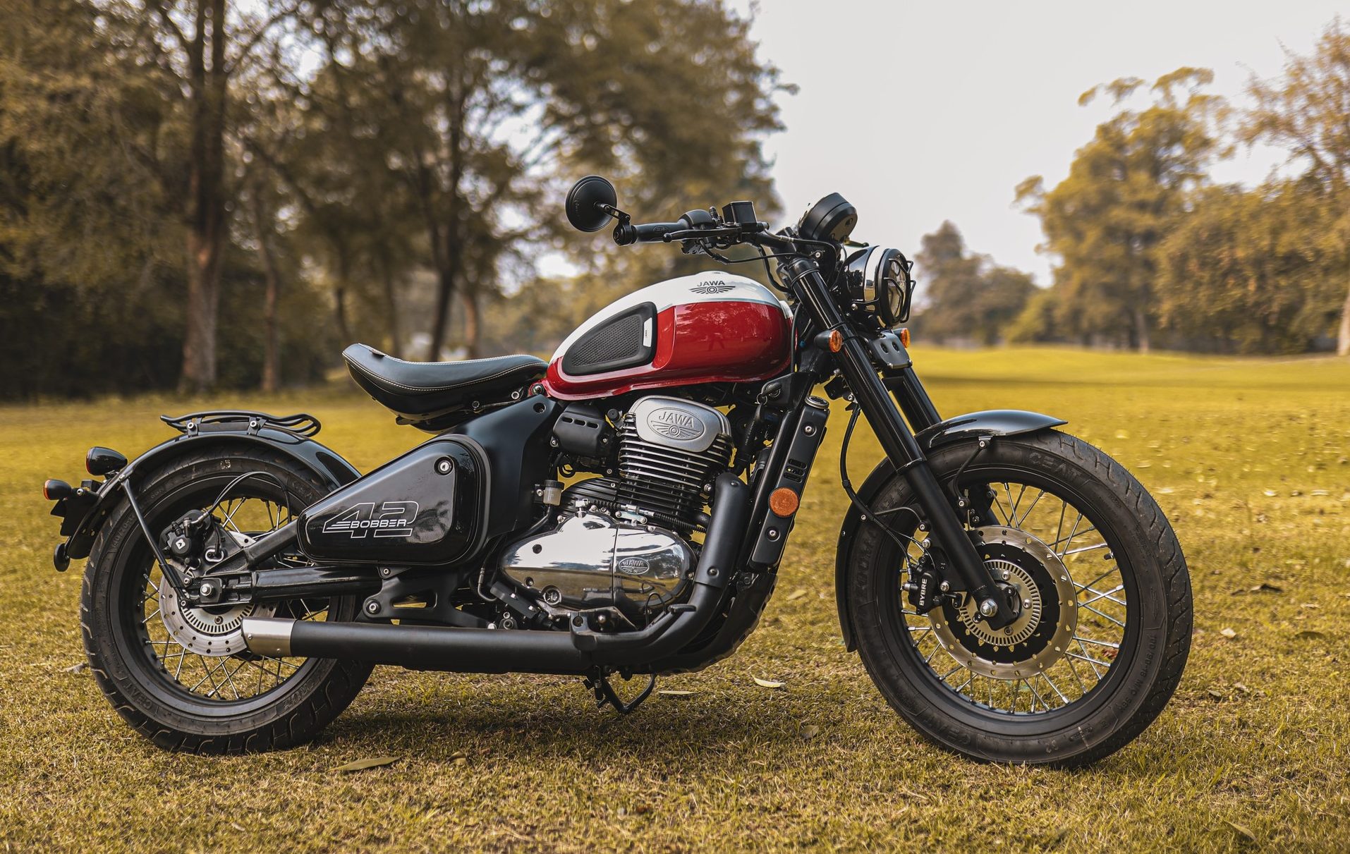 Jawa 42 Bobber - Jawa Motorcycles Switzerland